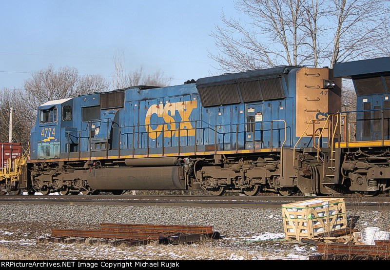 CSX 4774